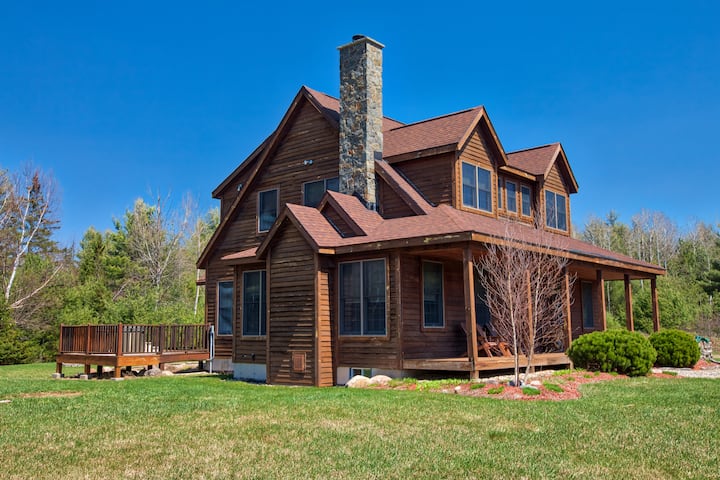 Private Meadow With Mt Views - Wilmington
