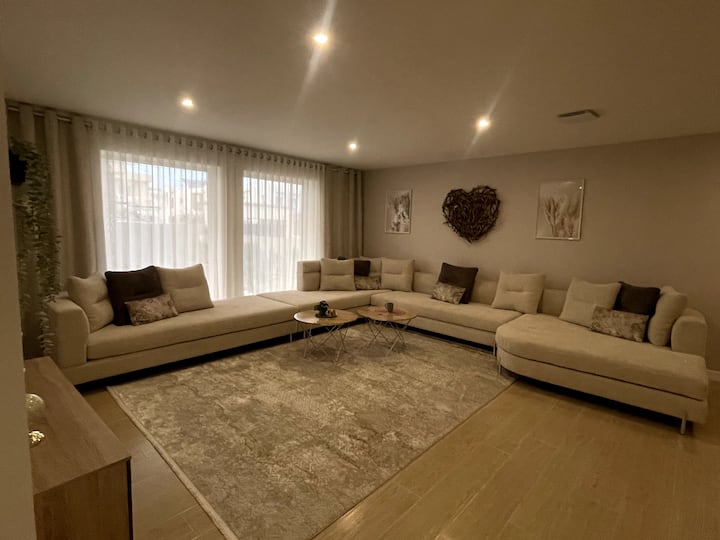Villa Privé Avec Piscine 150 Mètres De La Mer - Zarzis