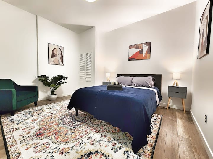 Hidden 1 Bedroom Gem In Midtown! - クイーンズ, NY