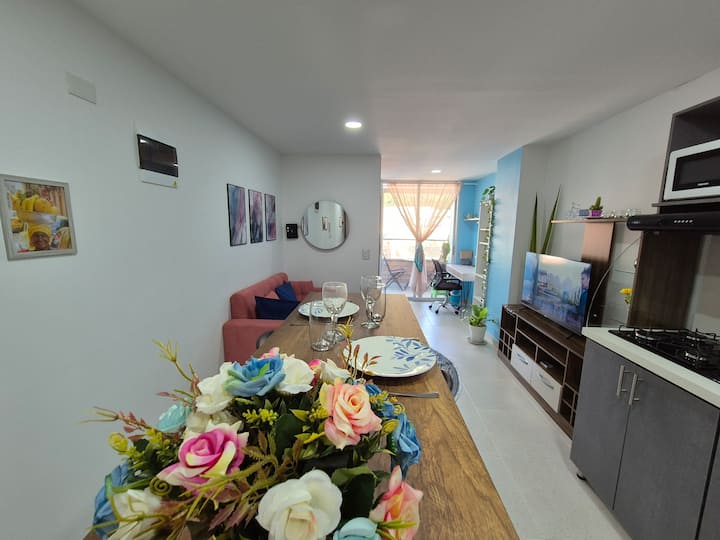Charming 2br W/ Cute Balcony - Envigado