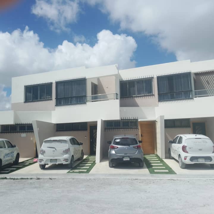 2 Br Townhouse Patio Jacuzzi - Punta Cana
