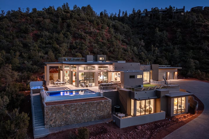 Luxe 4br Entertainment Hub W/ Infinity Pool & Spa - Sedona, AZ