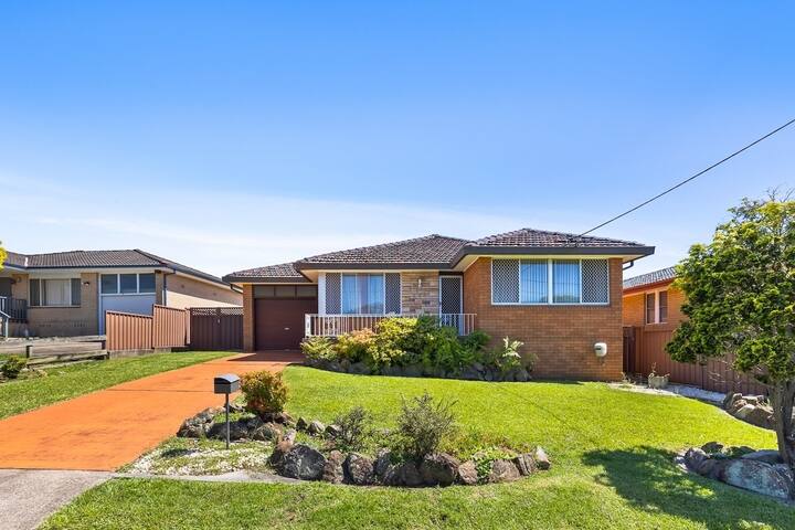 Vintage Throwback - Blacktown