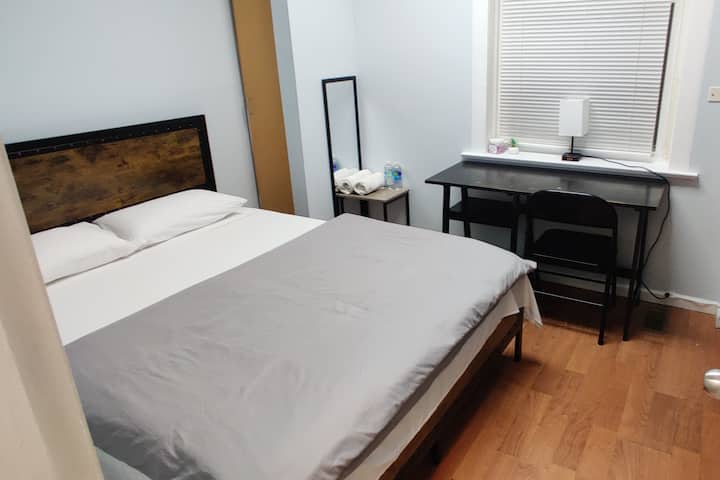 Private Room In Bridgeport. #3 - Chicago