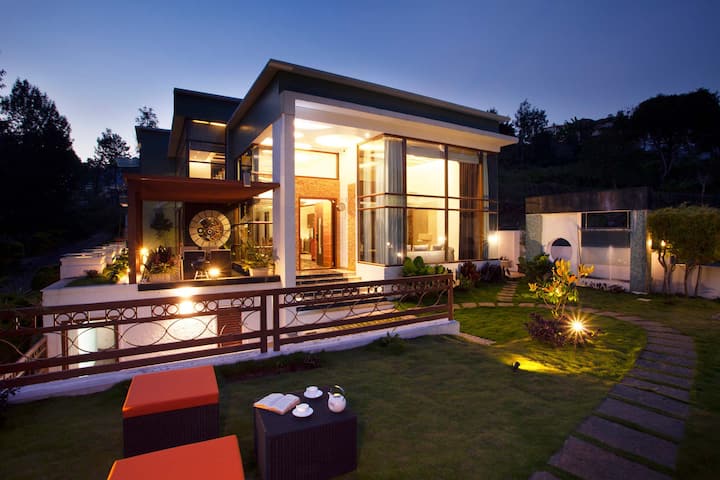 The Yercaud Bungalow 3bhk W/ Brkfast & Pvt Pool - Yercaud