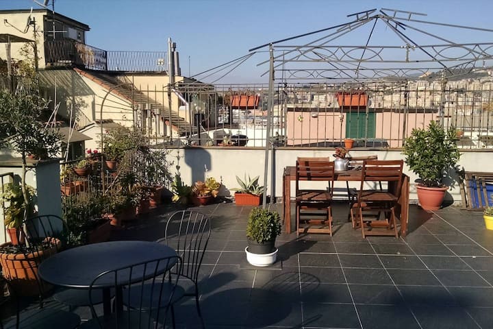 Beautiful Terrace Apartment - Genoa
