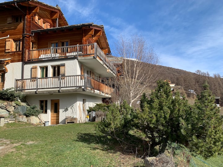 Chalet Alouette, Val D’hérens, Valais. - Arolla