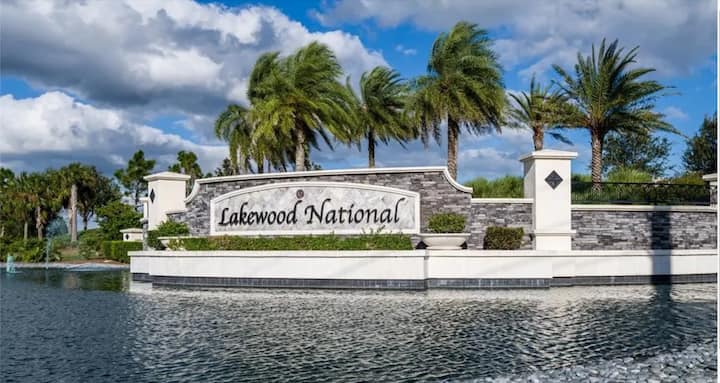 Available May 1 Aug. 31, 2024 - Lakewood Ranch, FL