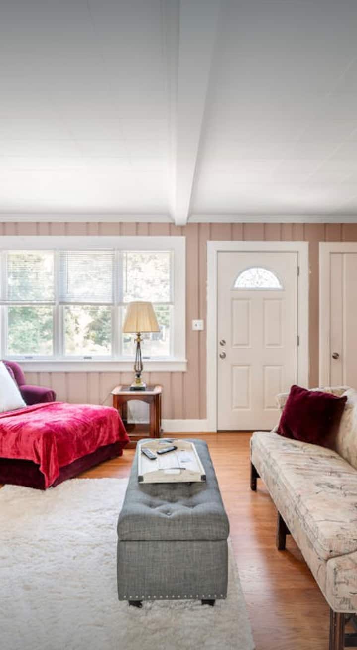 Wickatuck Cottage By The Bay - The Hamptons, NY