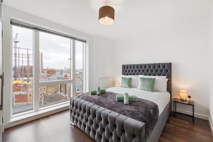 Modern Central Flat By Station With Lift & Views - Greenwich
