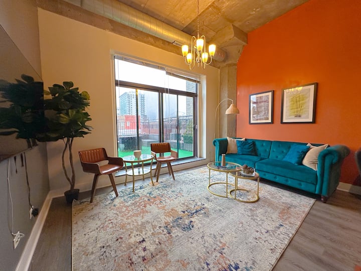 Stylish 2br W/ Patio Skyline Views Near Mccormick - New City - Chicago
