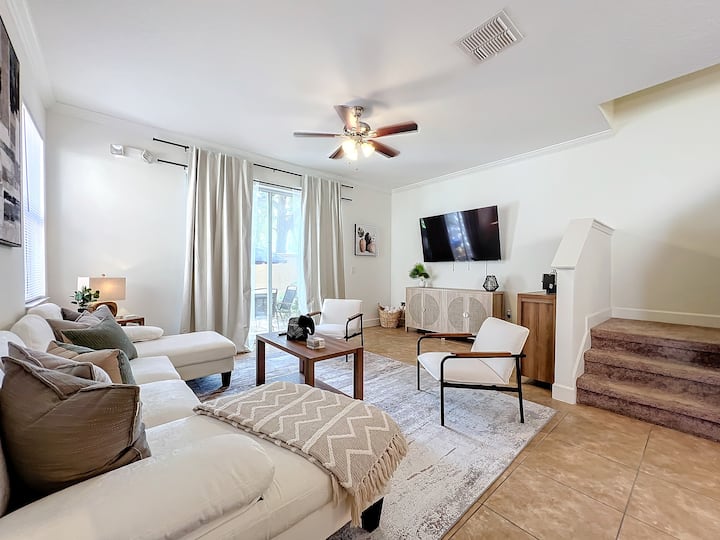 Family-friendly Home Near Disney - Celebration, FL