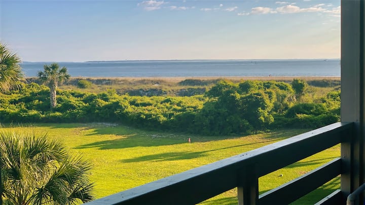 Huge Ocean-view Porch • 2 Pools • Elevator - Tybee Island