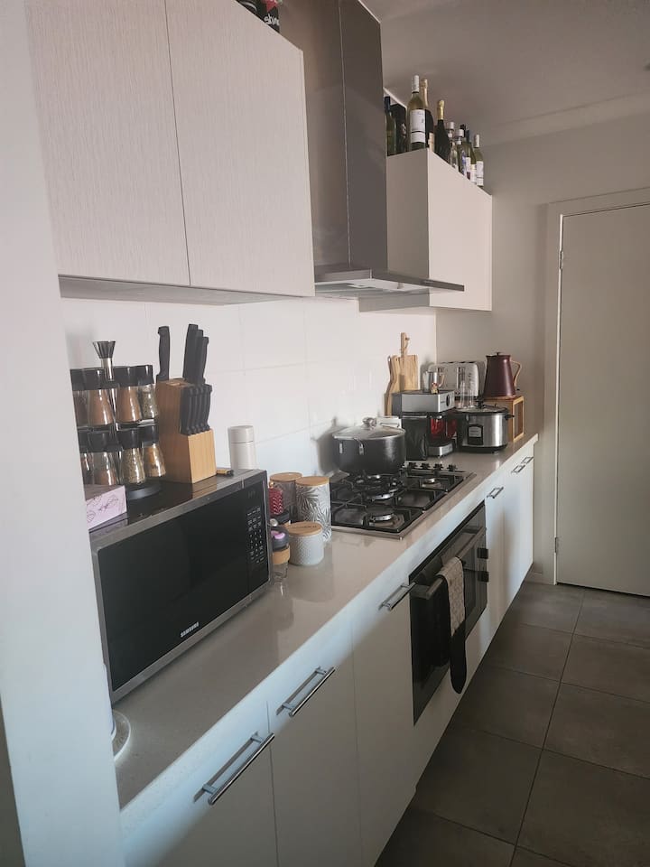Comfy Stay Near Cranbourne Shopping Centre - Cranbourne