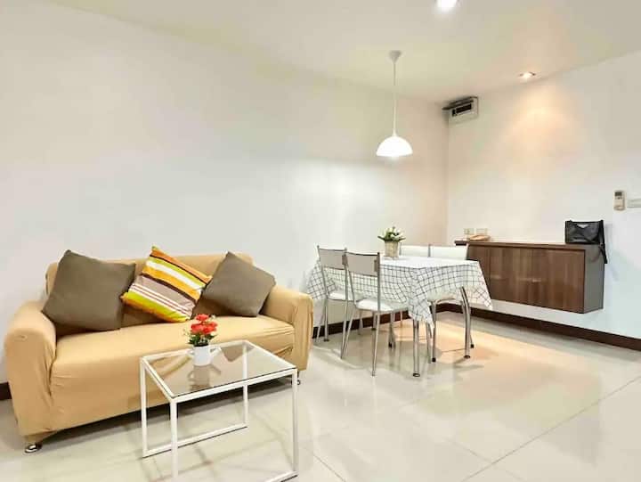 (501) 2br Near Bts And Central World, City - Bangkok