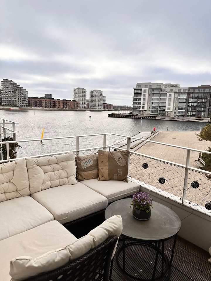 Lille Oase Ved Havnen - Copenhagen