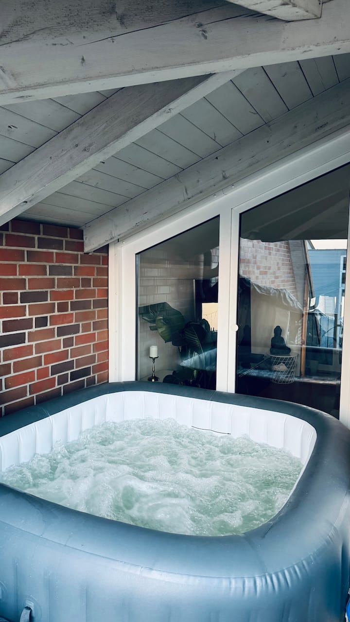 Wohnung Mit Whirpool - Halle (Saale)