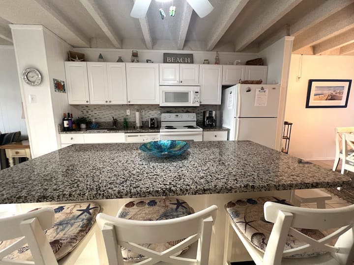 Amazing Oceanside Beach Retreat! - Ocean City, MD