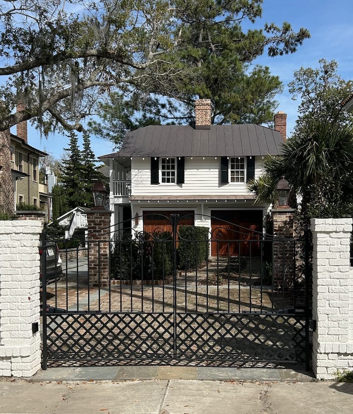 South Of Broad Executive Guest House | 28-day - Charleston, SC