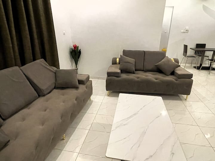 Modern Apartment Near The Airport - Ouagadougou