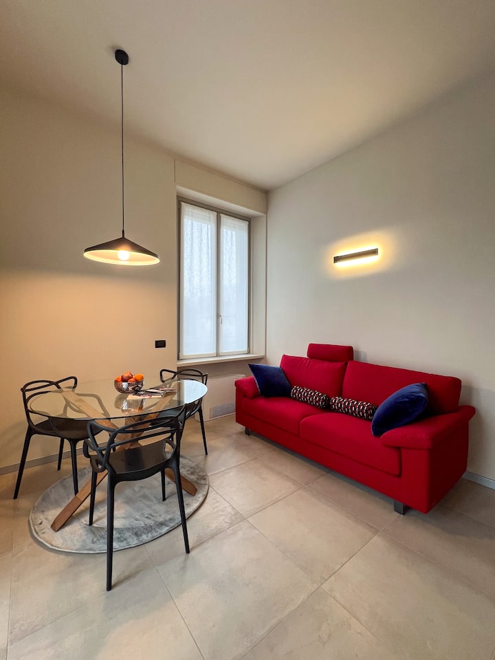 Bilocale Ortensia Con Balcone - Novara, Italia