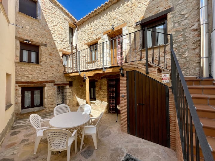 Casa Rural Don Rosendo: "Apartamento Benita 2" - Zaorejas
