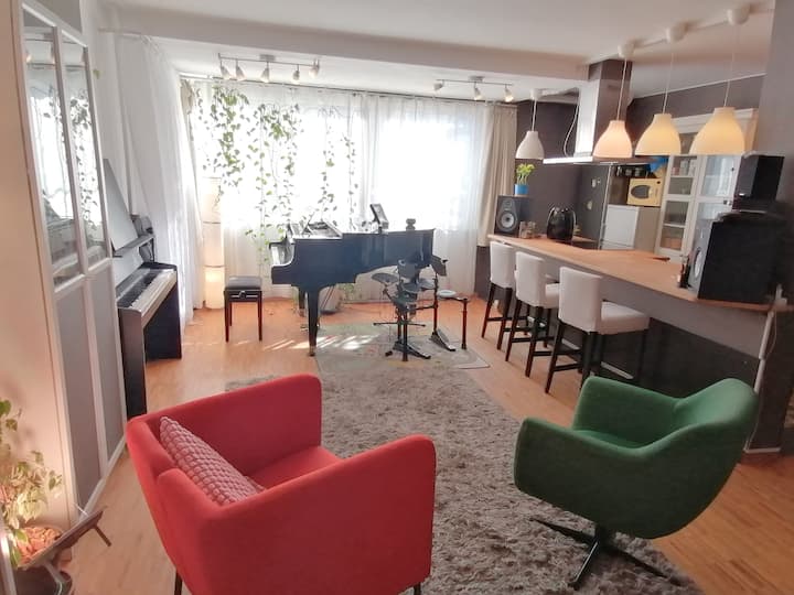 Lovely Central, Grand Piano Flat - برلين