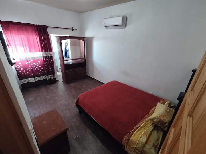 Habitación "Sol" Monterrey - メキシコ グアダルーペ