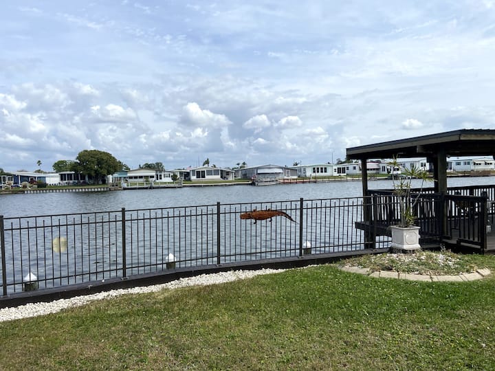 Lake House In Holiday! - Tarpon Springs, FL