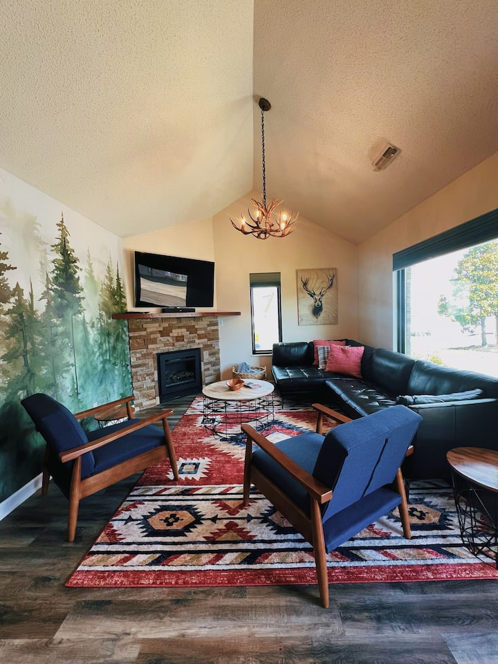 Two Cubs Cottage - Pigeon Forge, TN