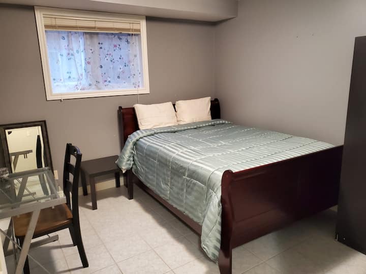 Luxurious And Affordable-2 - Windsor