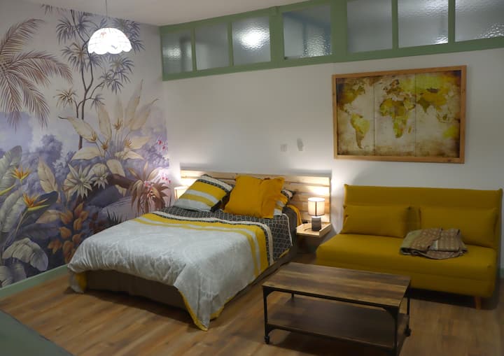 Studio Dans Une Maison D'artiste. - Rodez