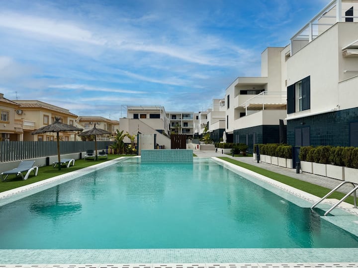 Ground-floor Spanish Apartment-large Sunny Terrace - La Zenia