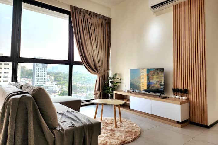 Urban Muji Retreat Suites #3br #2carparks - Penang