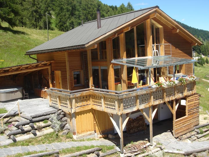 Ferienhaus Davos Swiss Chalet - Davos