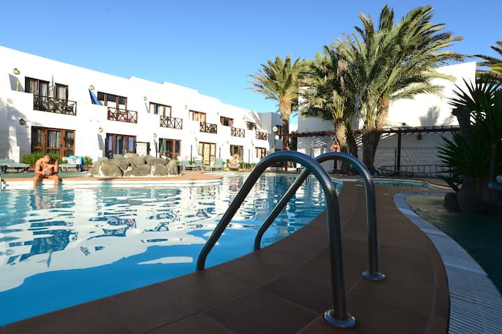 Apartment In Corralejo Balcony & Poolside - Corralejo