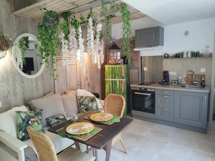 Var Séjour Romantique Piscine Et Jacuzzi - La Motte