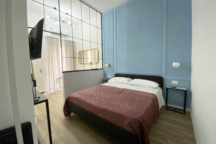 Suite 49 - Home - Neapel