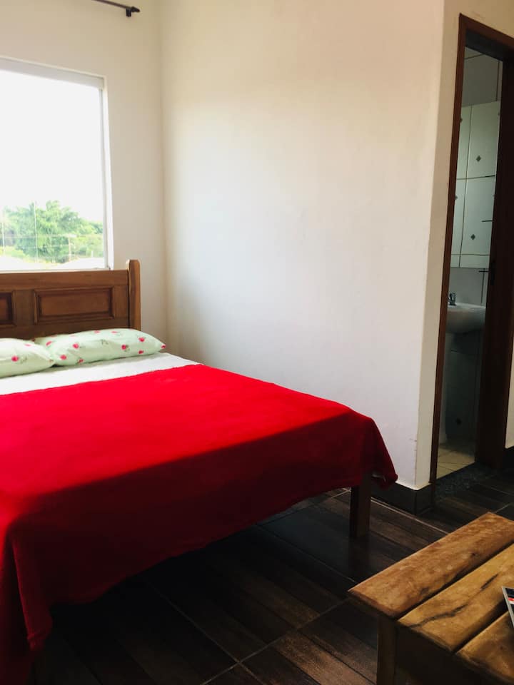 Quarto 5 - Pouso Alice Laura - Tiradentes