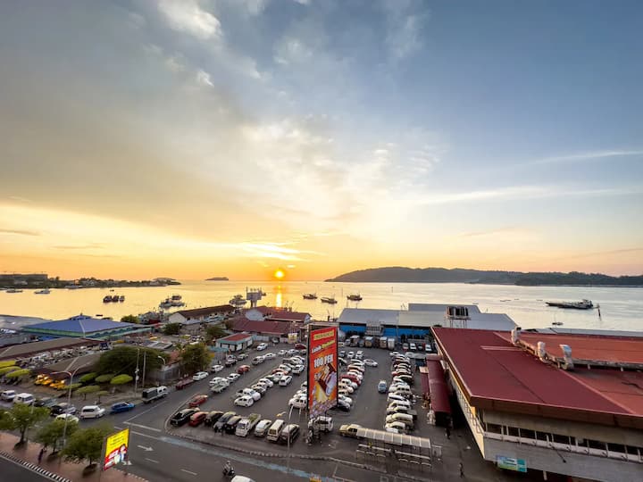 (18) Seaview Suite In Kk - Kota Kinabalu