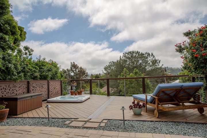 Coastal Retreat 15 Min To Beach - San Diego, CA