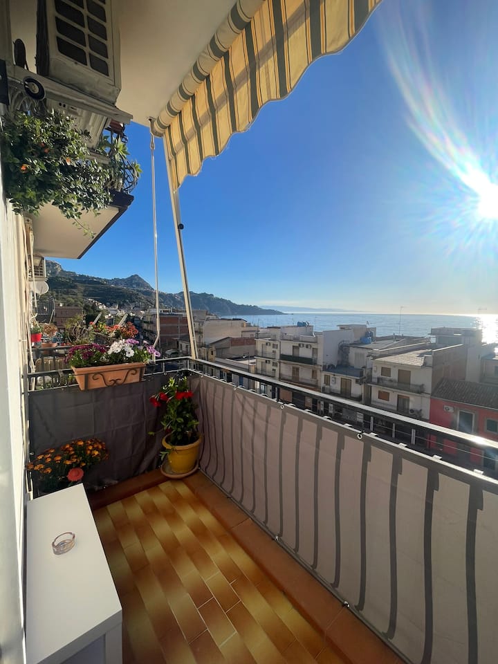 Casa Vacanza Vista Mare-stanza Etna - Naxos