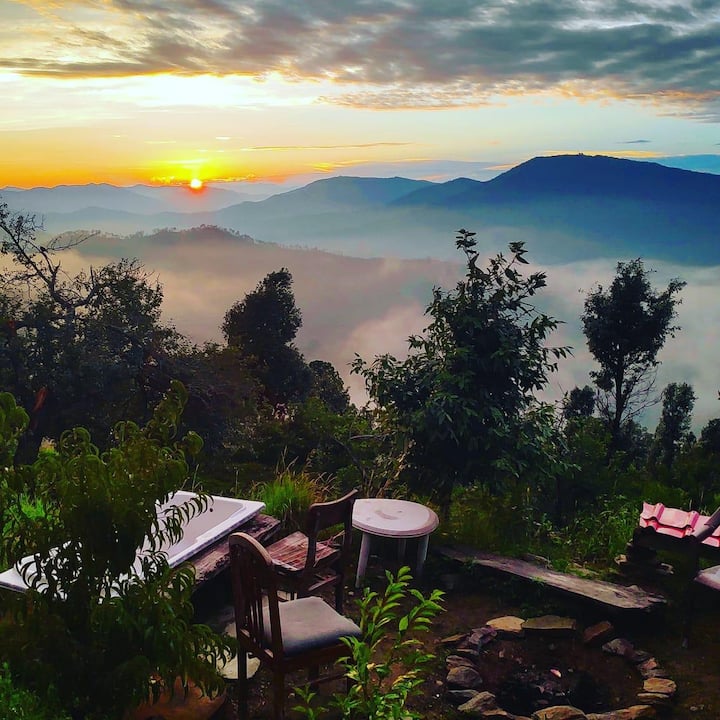 A Peaceful Mountain Retreat With Himalayan Views - Mukteshwar