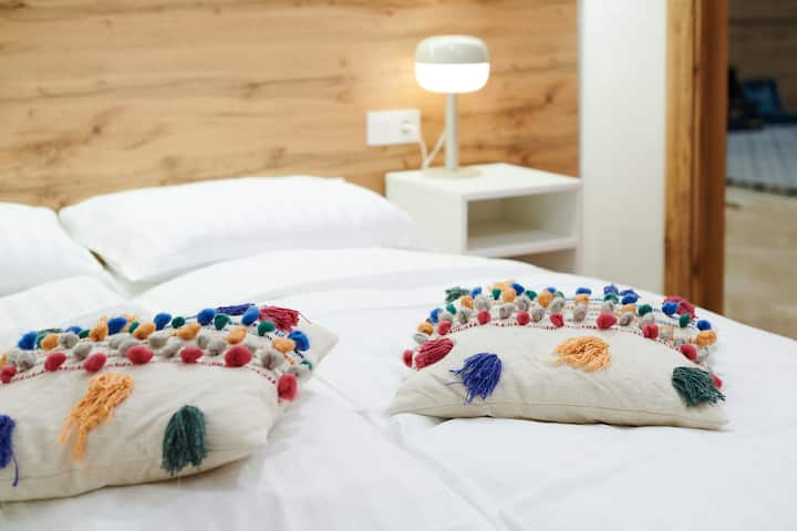Lama Hostel - Ивано-Франковск