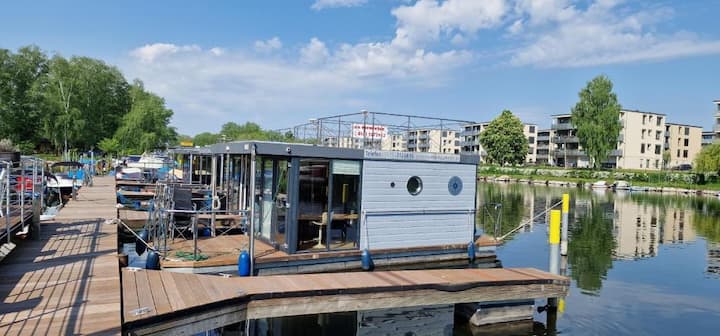 Wohnboote Marina Niederhavel - Brandenburg an der Havel