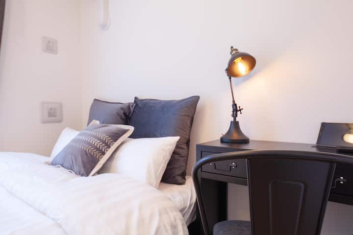 3-min Walk To The Nearest Station/no Elevator/c03 - Ikebukuro