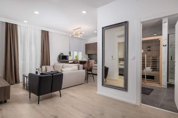 "Area" Luxury Spa Apartment - Fiume (Croazia)