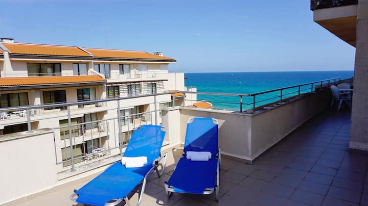 Апартамент с просторна тераса на плажа в Обзор - Obzor