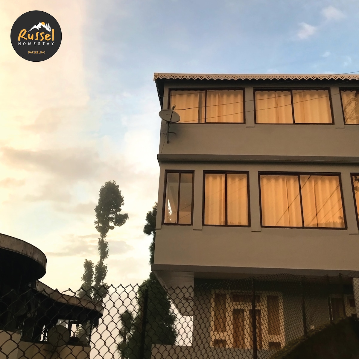 203 - Russel Homestay, Room with Kanchenjunga view - Bed and breakfasts ...