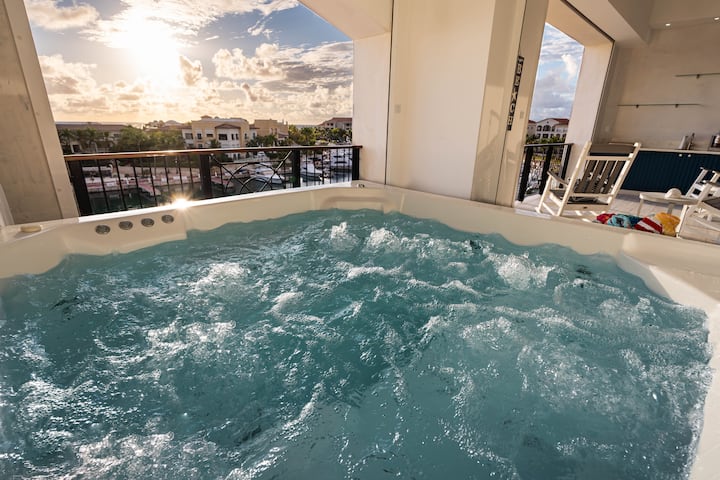 Penthouse W/ocean View, Jacuzzi & Beach Access - Punta Cana